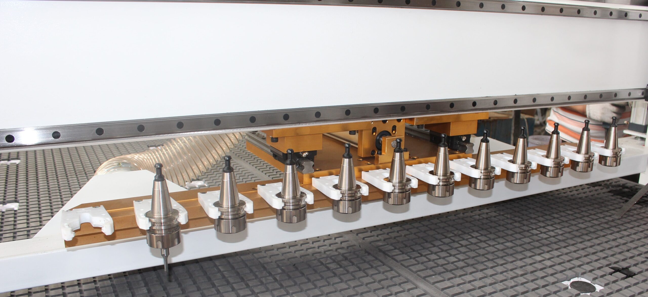 Centro de Trabalho Router CNC AL-2030ATC 380 Volts, Marca ALCA | Alca ...